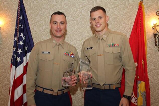 Award night recognizes officer selection officers > Marine Corps ... Award night recognizes officer selection officers > Marine Corps ...