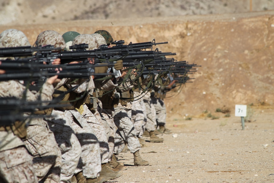 HQBN Marines take on advanced rifle course > United States Marine Corps ...