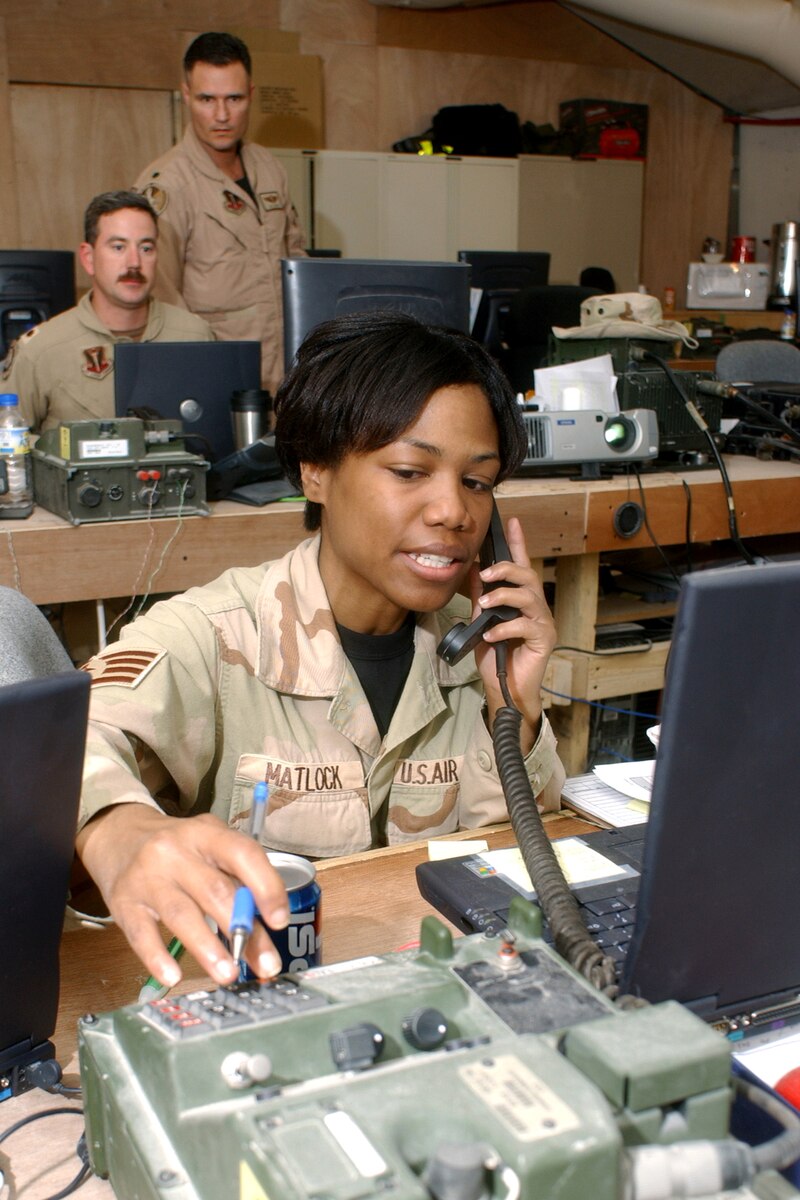 Operations center in action > Air Force > Article Display