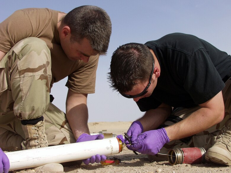 Team cleans up unexploded ordnance > U.S. Air Force > Article Display