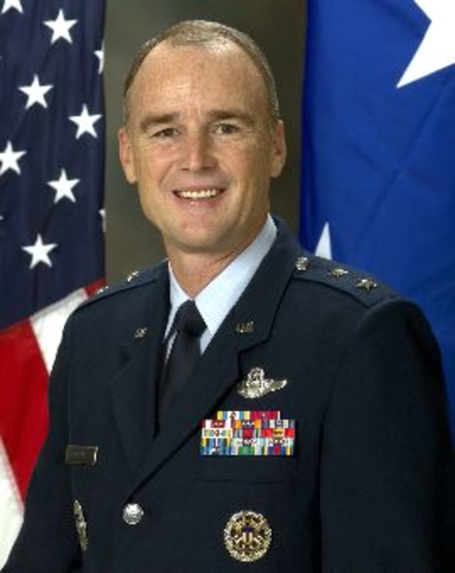 MAJOR GENERAL BOB D. DULANEY > Air Force > Biography Display
