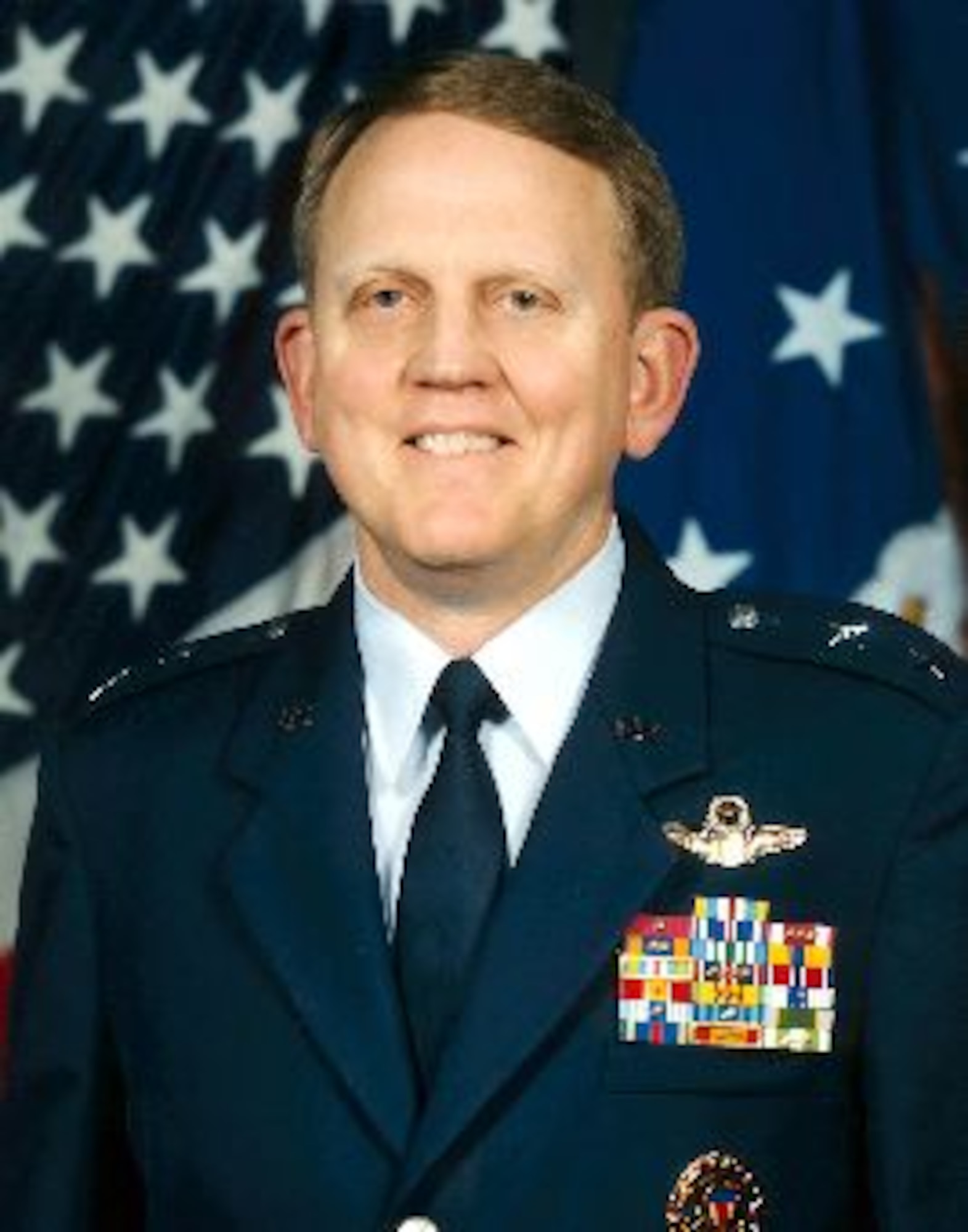 MAJOR GENERAL KENNETH W. HESS > Air Force > Biography Display