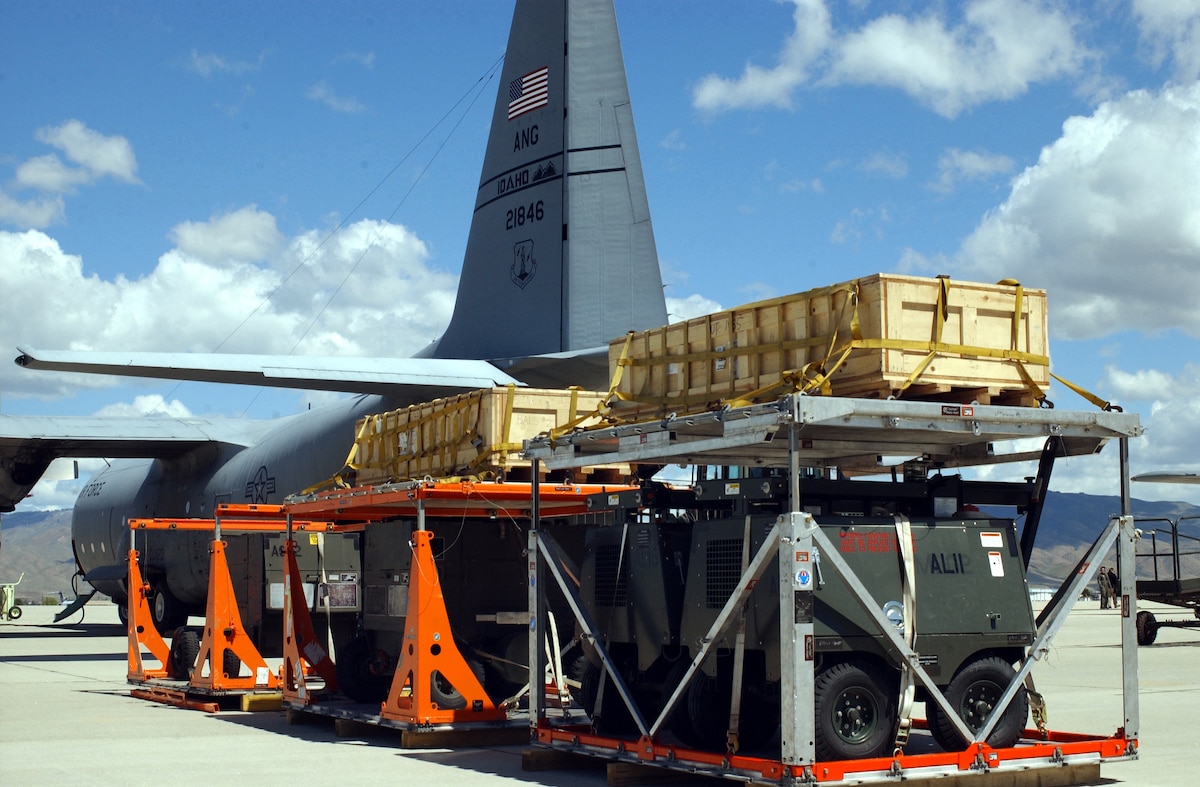 Idaho Air Guard helps test new stackable cargo pallets > Air Force ...