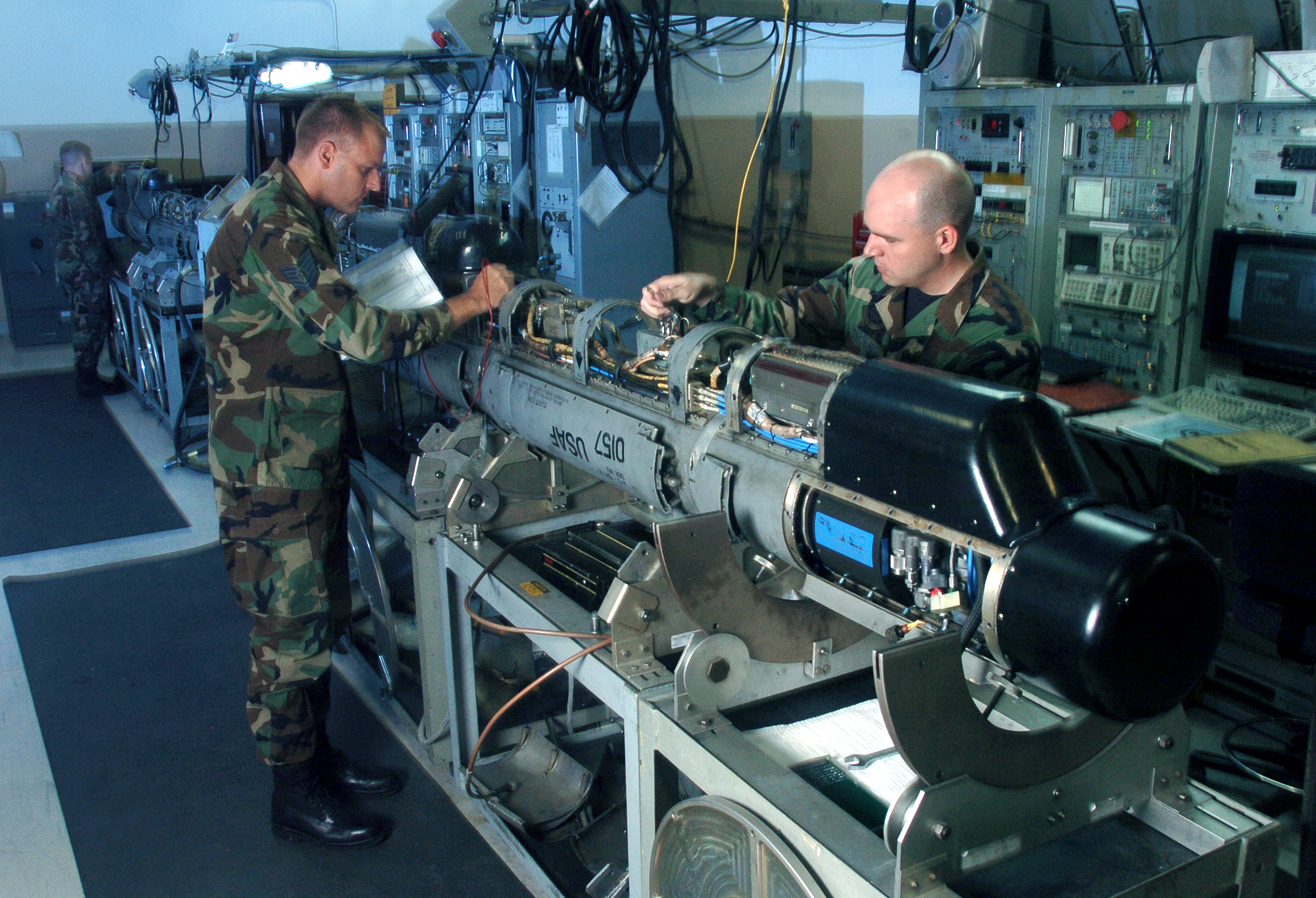 Avionics techs protect fighters > Air Force > Article Display