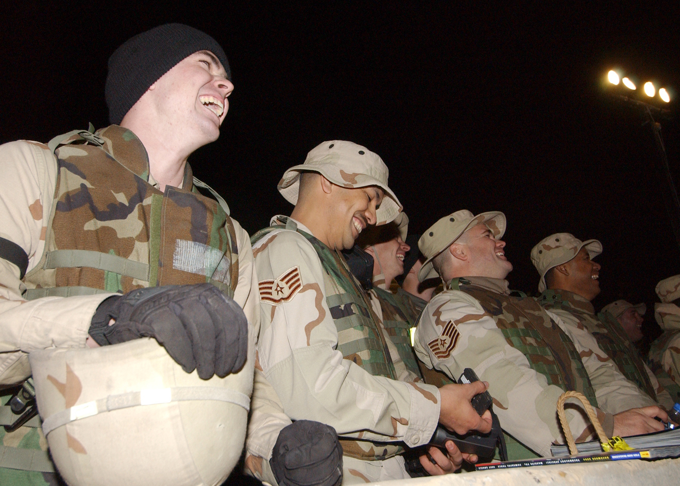Balad Airmen welcome USO tour > Air Force > Article Display
