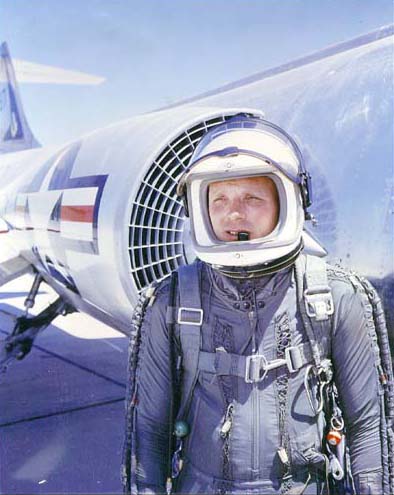 Former Edwards test pilot inducted into Aviation Hall of Fame > Air ...