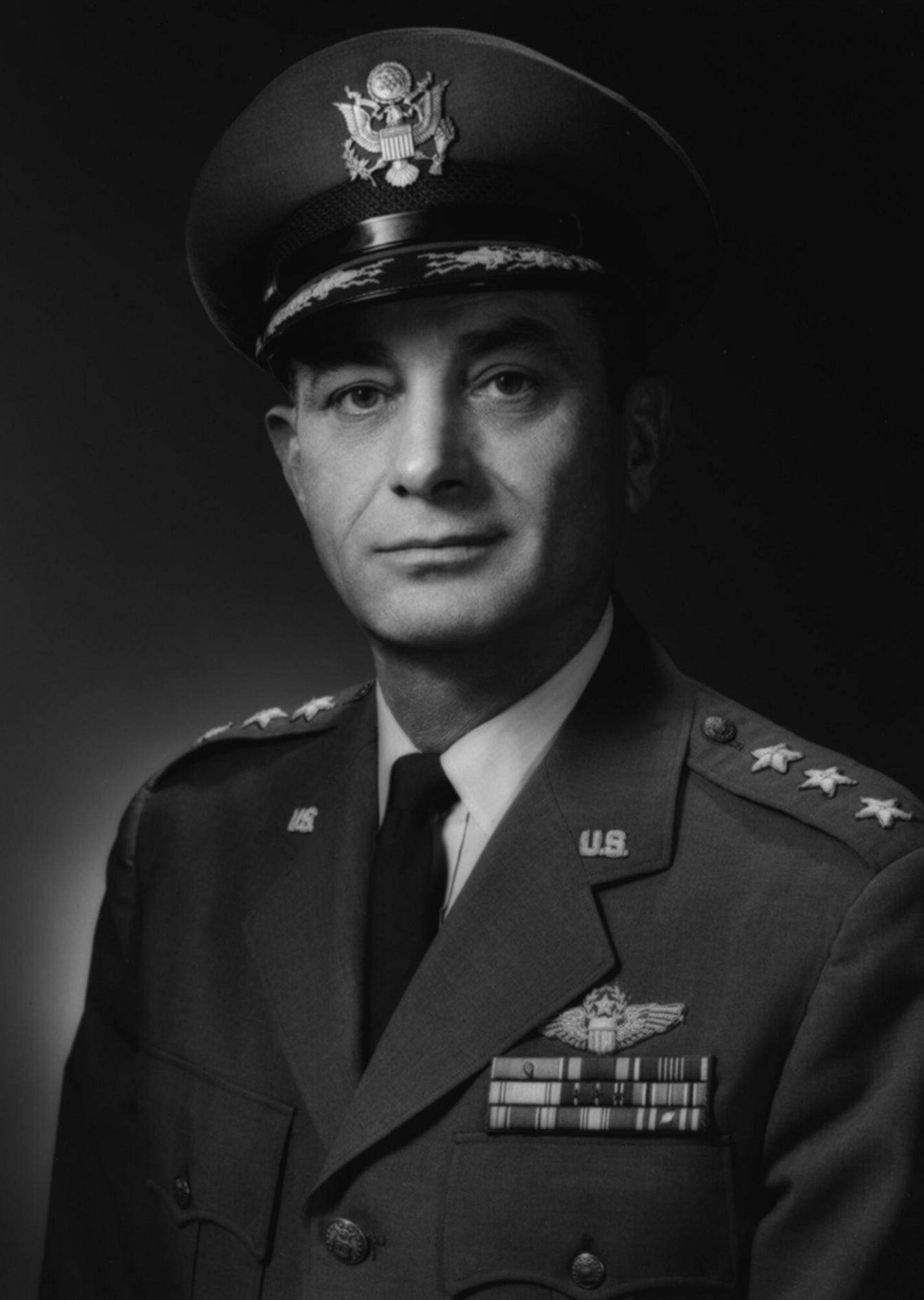 LIEUTENANT GENERAL WAYMOND AUSTIN DAVIS > Air Force > Biography Display