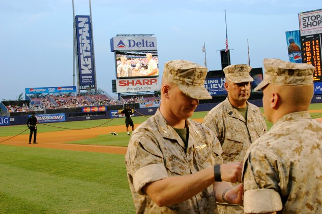 MAG-26 changes hands in Iraq: Murray moves on, Mollahan takes helm ...