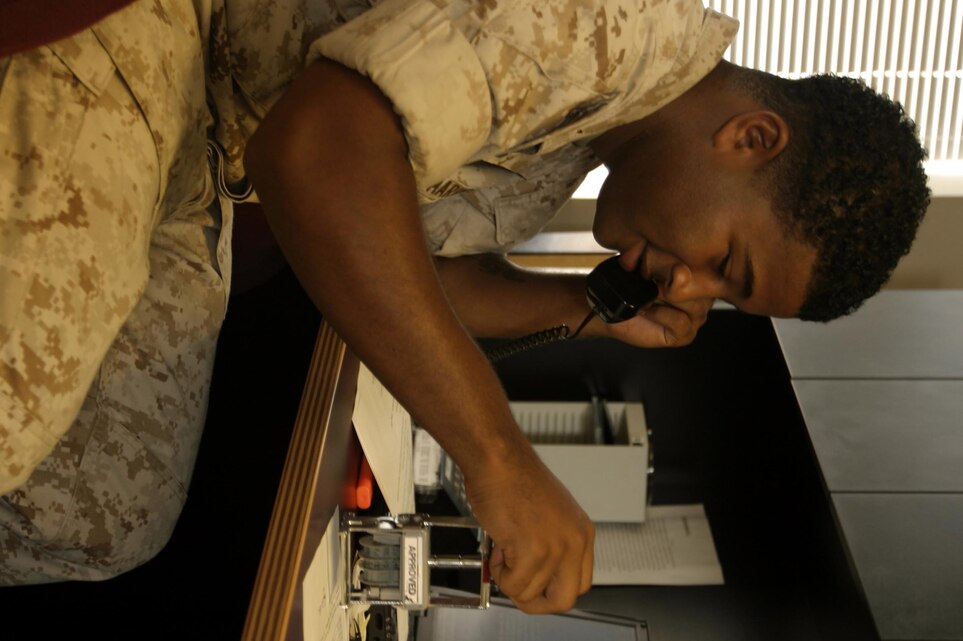 Miramar Marines return > Marine Corps Air Station Miramar-EMS > News ...