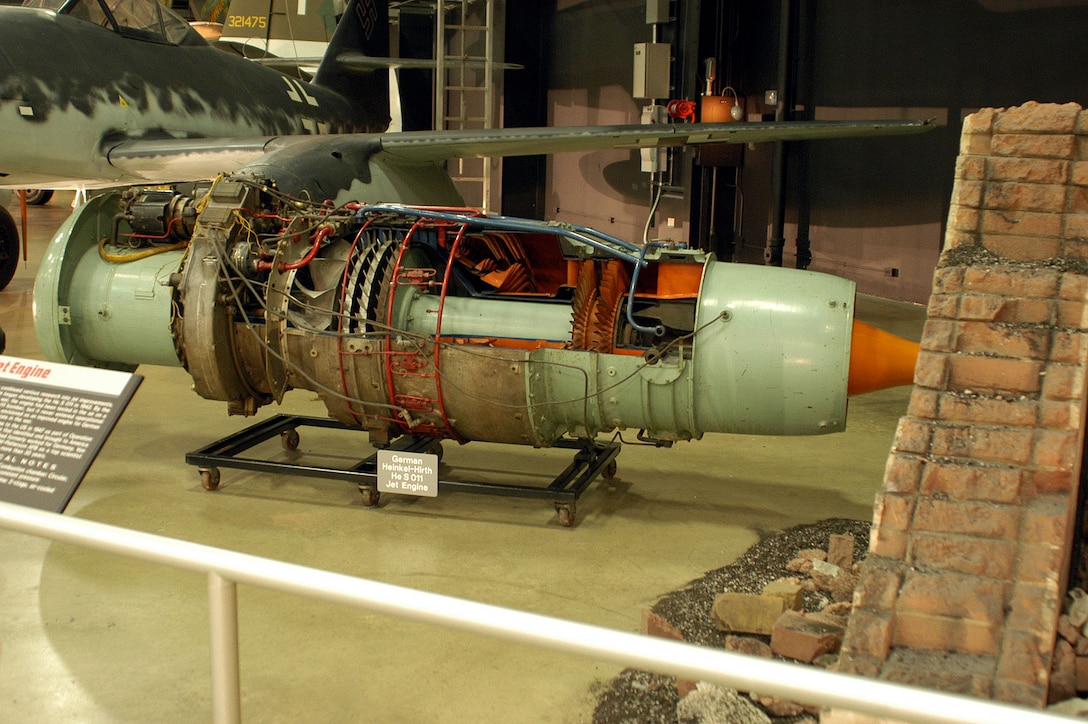 Heinkel-Hirth HE S 011