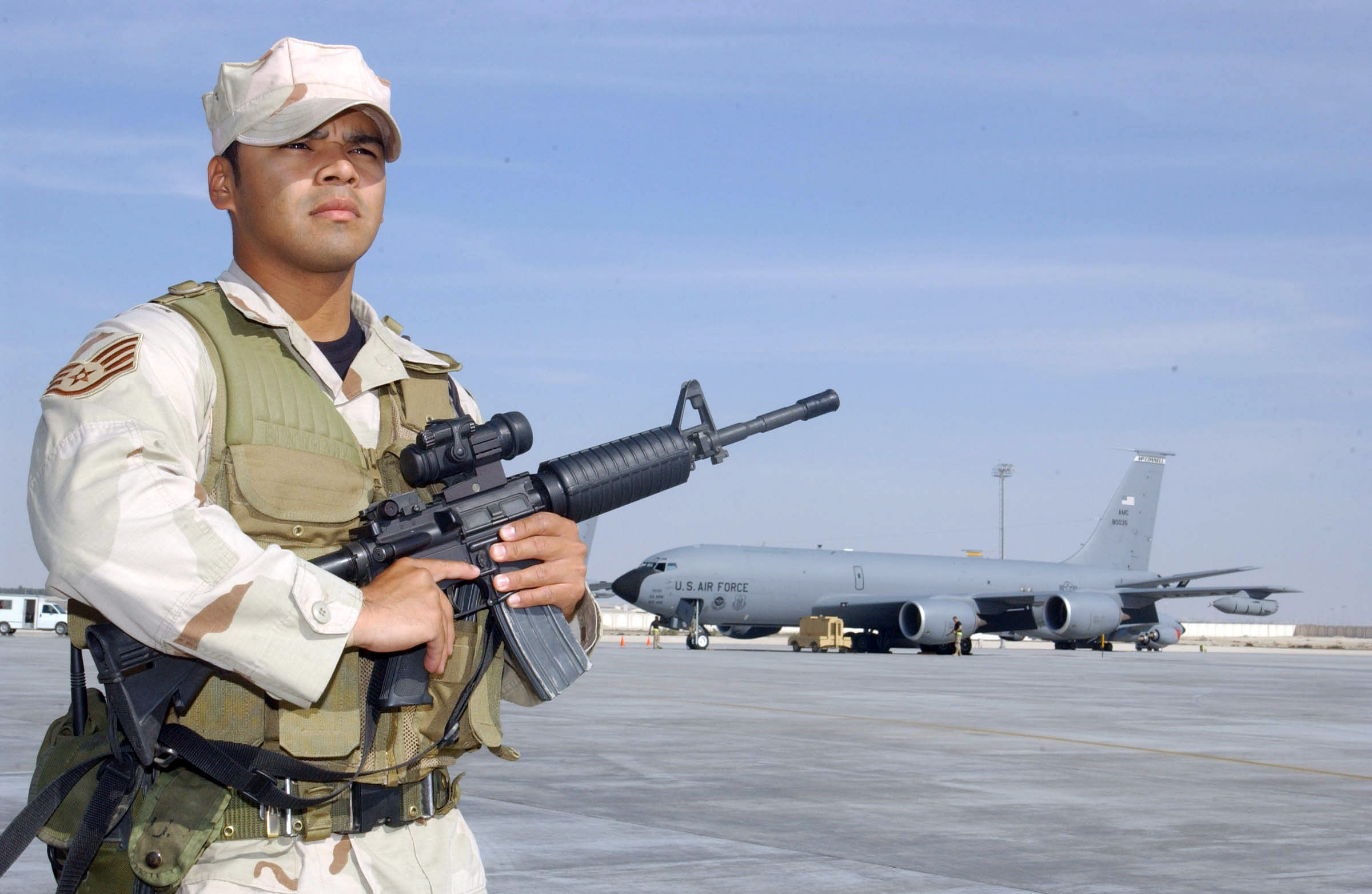 Standing watch > Air Force > Article Display