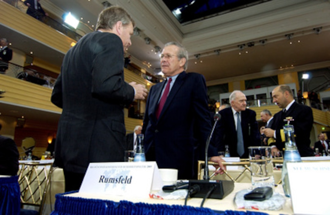 NATO Secretary General Jaap de Hoop Scheffer and Secretary Rumsfeld ...