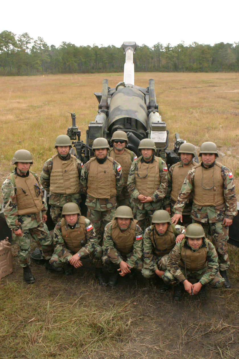 Chilean Marines learn new arty technology > 2nd Marine Division > Stories