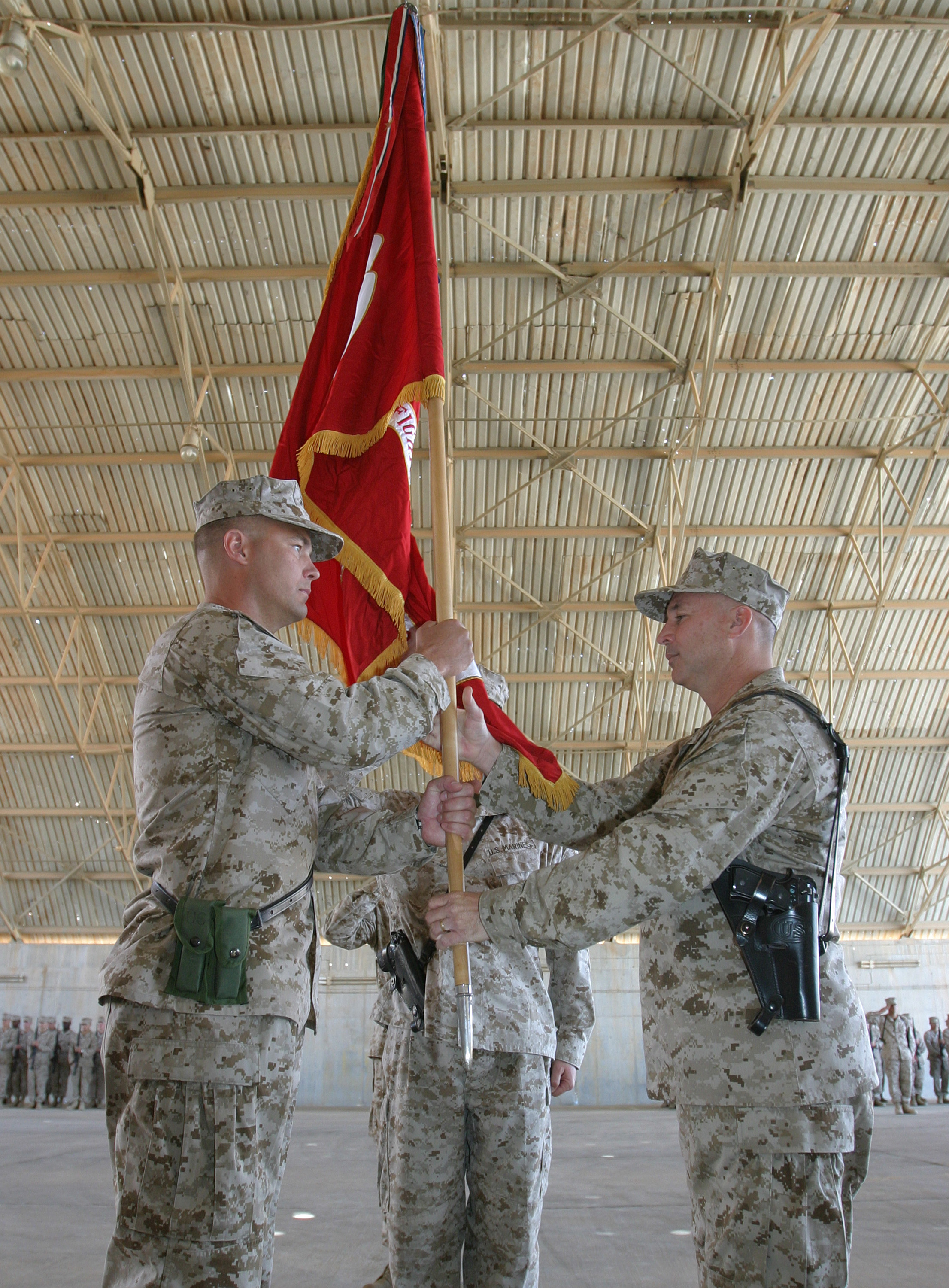 Gators welcome new commander > United States Marine Corps Flagship ...