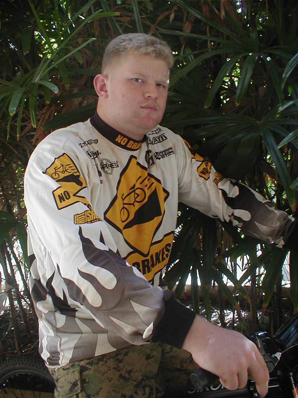 Pro mountain biker trades in wheels for rifle, Corps > Marine Corps ...