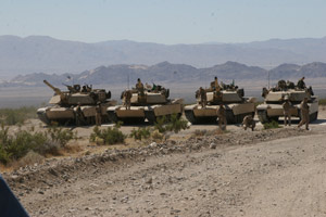 Lethal round turns tank into big shotgun > United States Marine Corps ...
