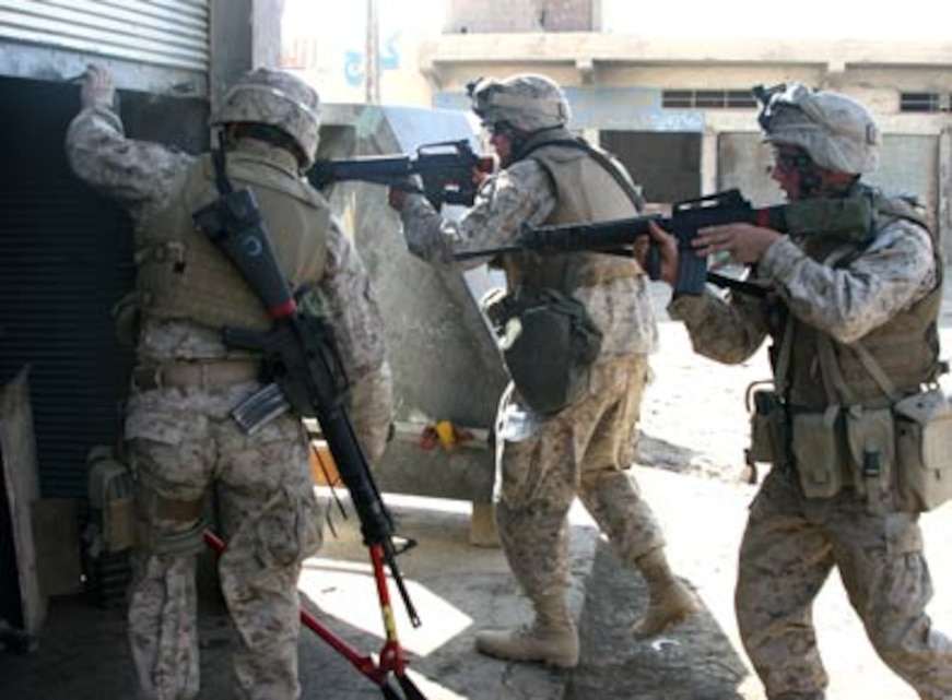 2/6, Iraqi Army team up for Operation Constitution Hammer > 2nd Marine ...