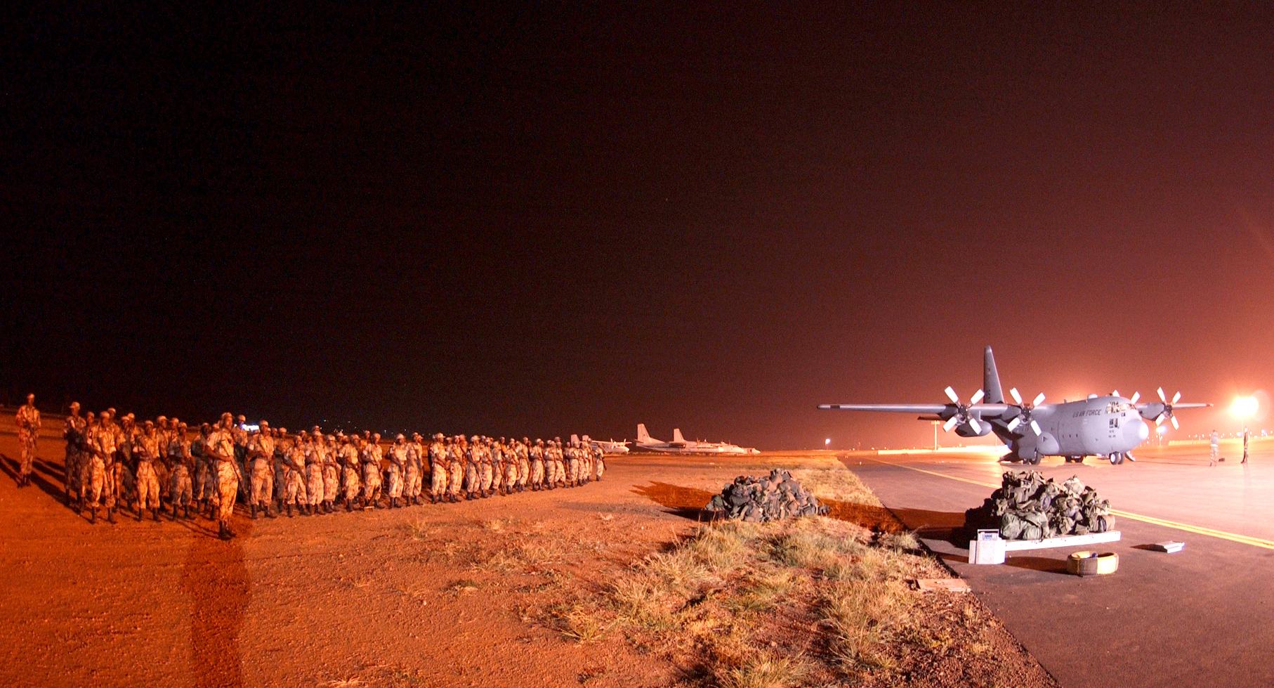 USAFE helps Rwandan troops deploy to Darfur > Air Force > Article Display