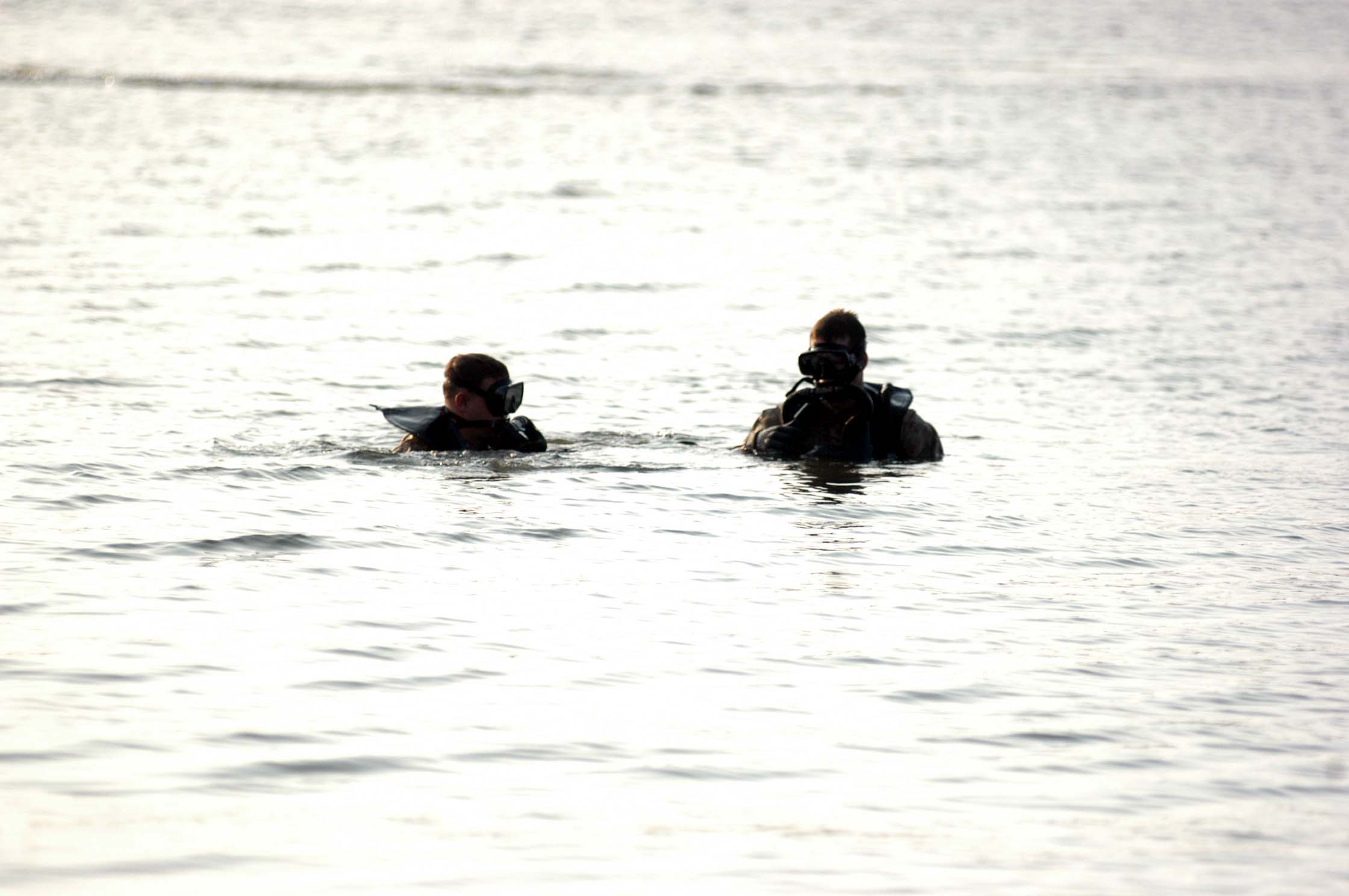 2nd Force Recon Marines tackle the New River > II Marine Expeditionary ...
