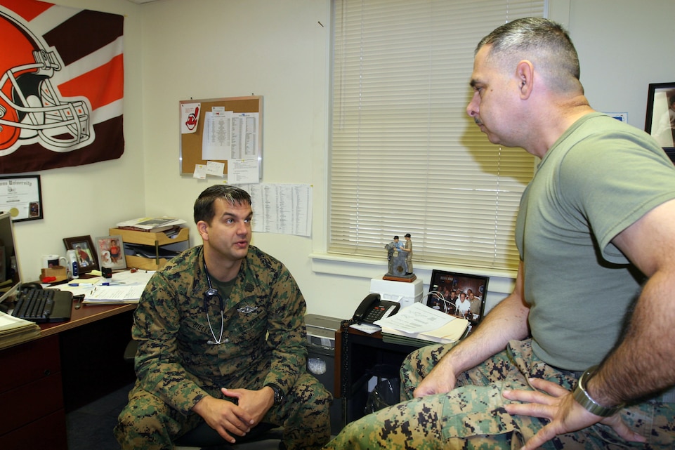 The difference between corpsmen > II Marine Expeditionary Force ...