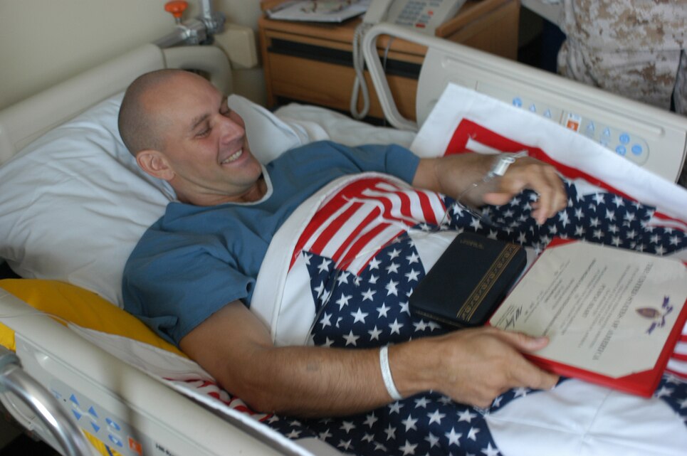 Baton Rouge native receives Purple Heart > II Marine Expeditionary ...