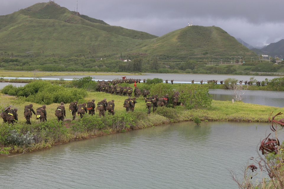 1/3 Lava Dogs tackle 15-mile hump > United States Marine Corps Flagship ...