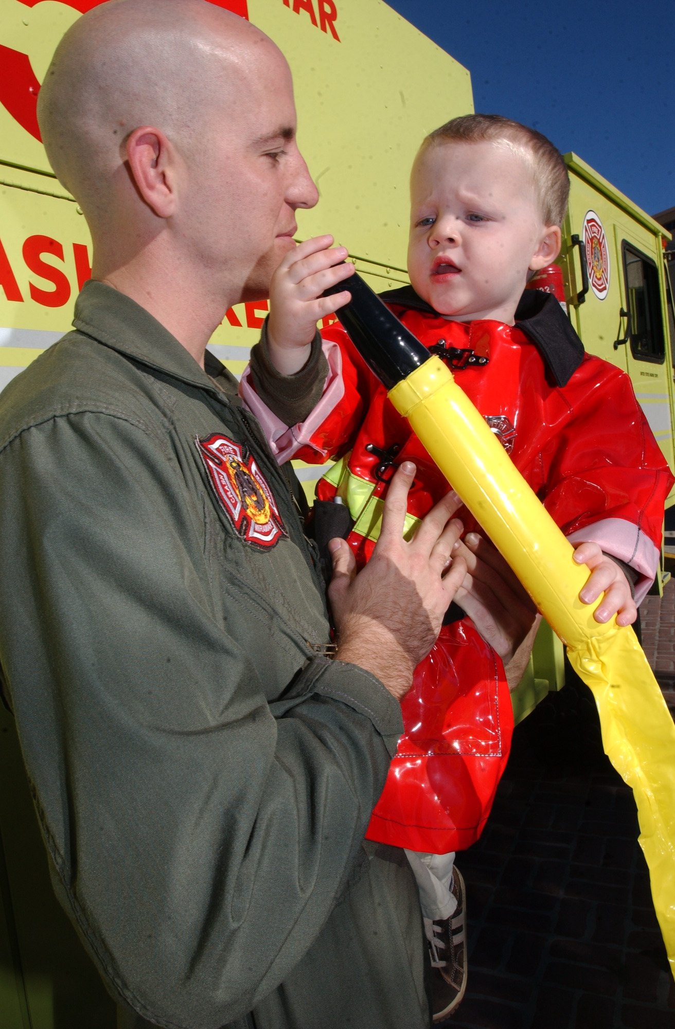 Marines, community work hand in hand > Marine Corps Air Station Miramar ...