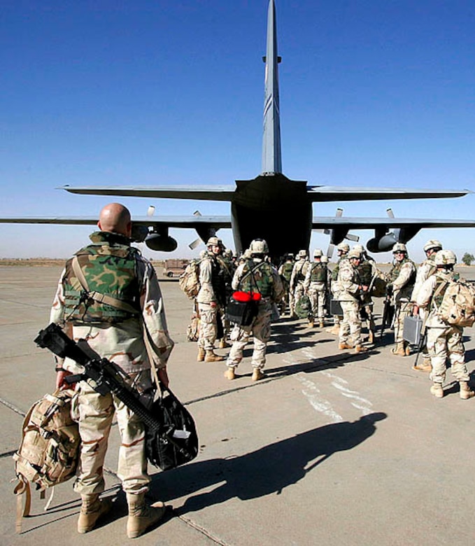 Aerial port center making air movements easier > U.S. Air Force ...