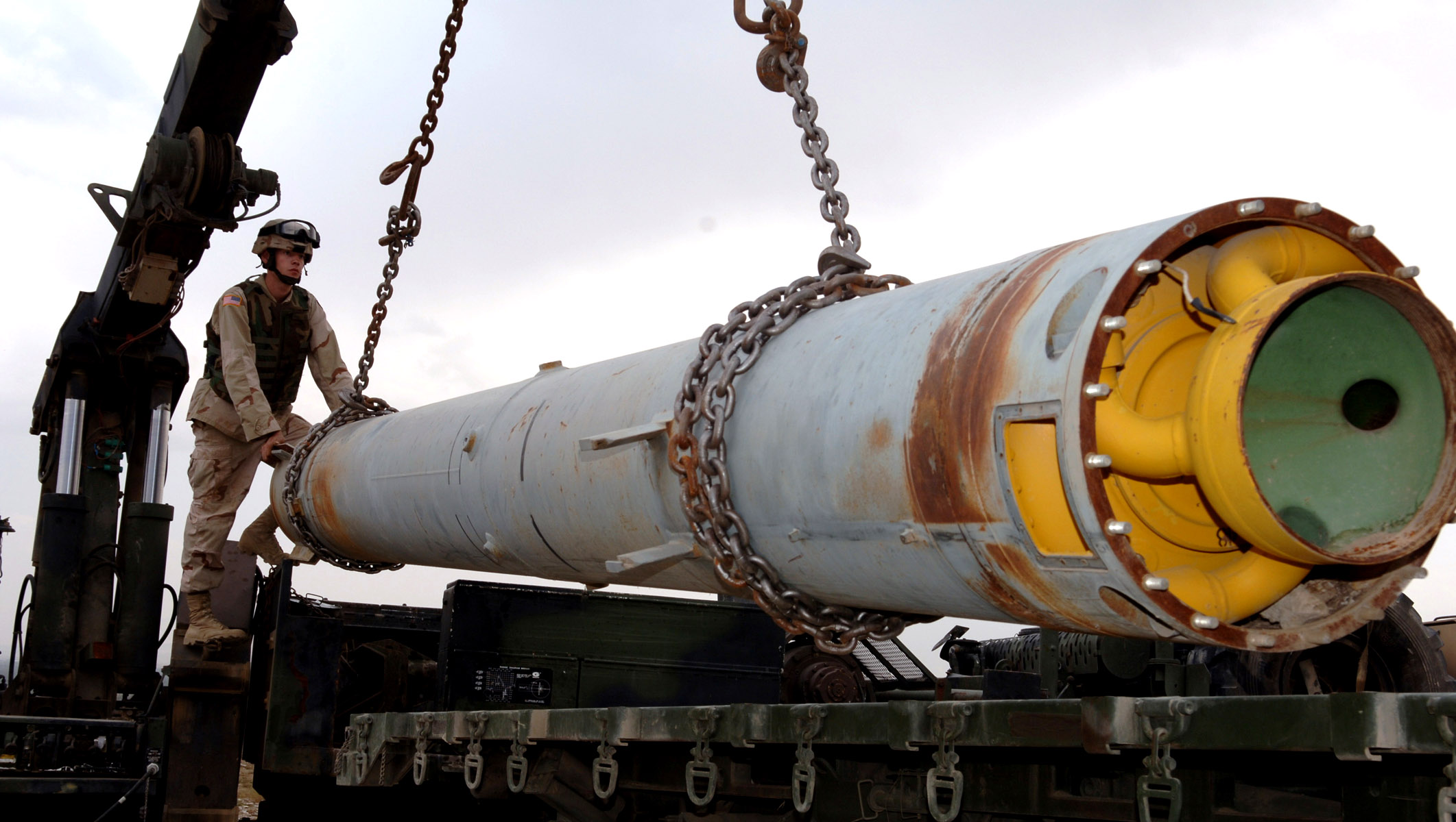 EOD Airmen help destroy old rockets > Air Force > Article Display