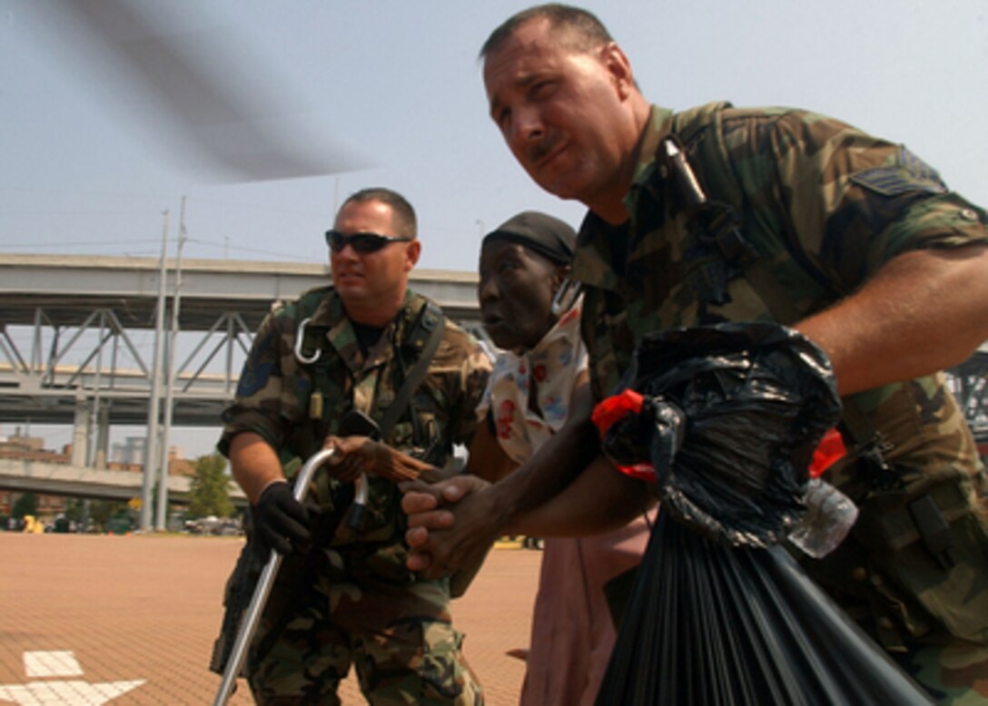 U.S. Air Force and Navy medical personnel lead a Hurricane Katrina ...