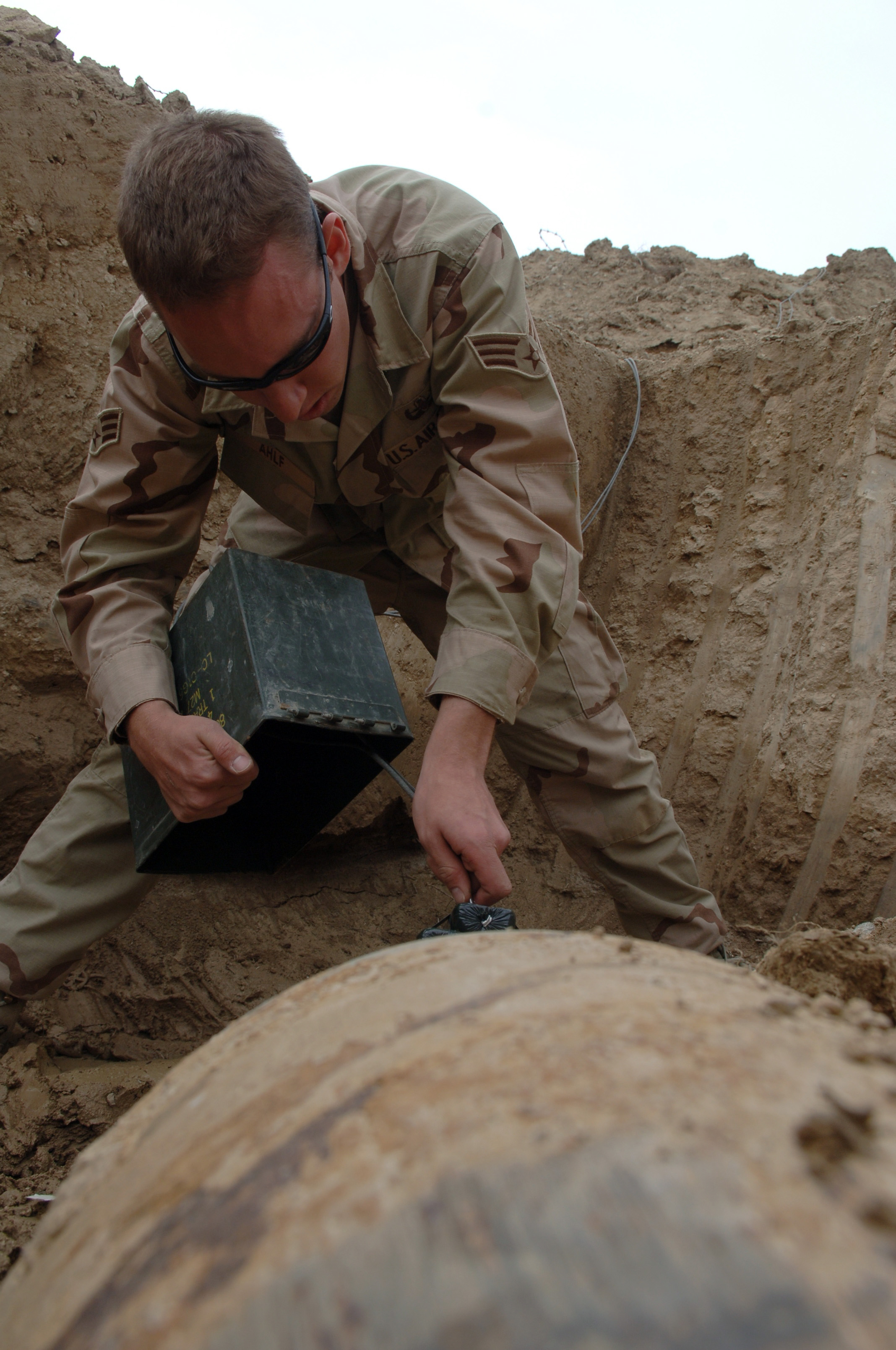 EOD destroys Russian bomb > Air Force > Article Display