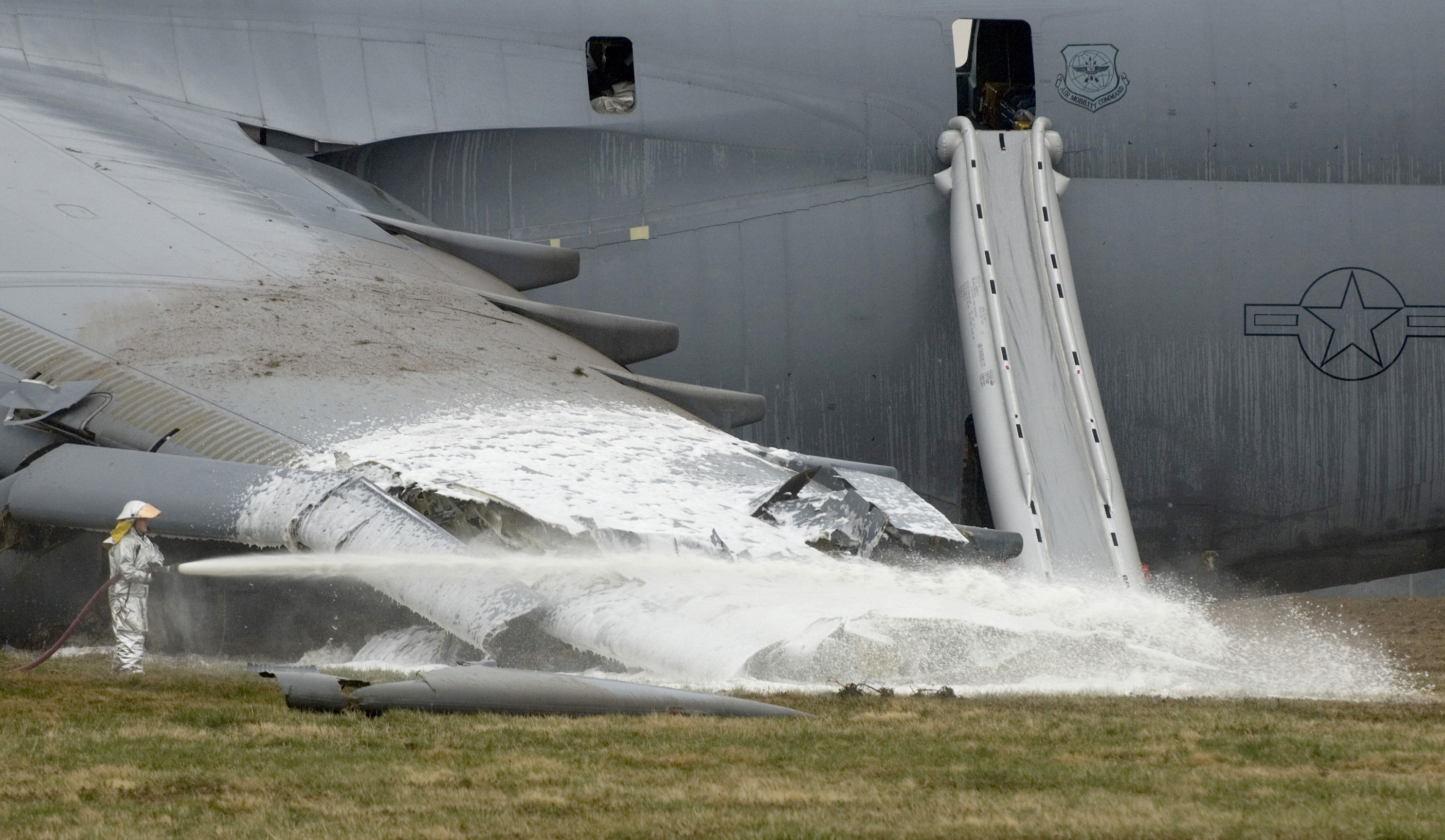 Seventeen people recover after surviving C-5 crash > Dover Air Force ...