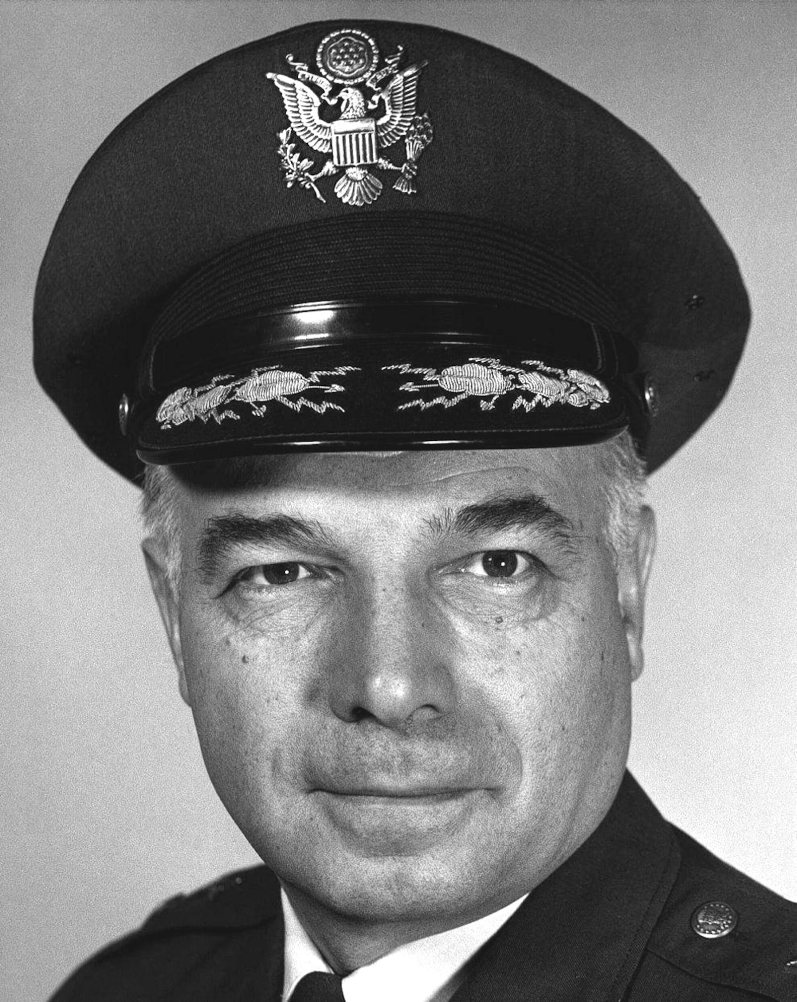 LIEUTENANT GENERAL JOSEPH R. DELUCA > Air Force > Biography Display