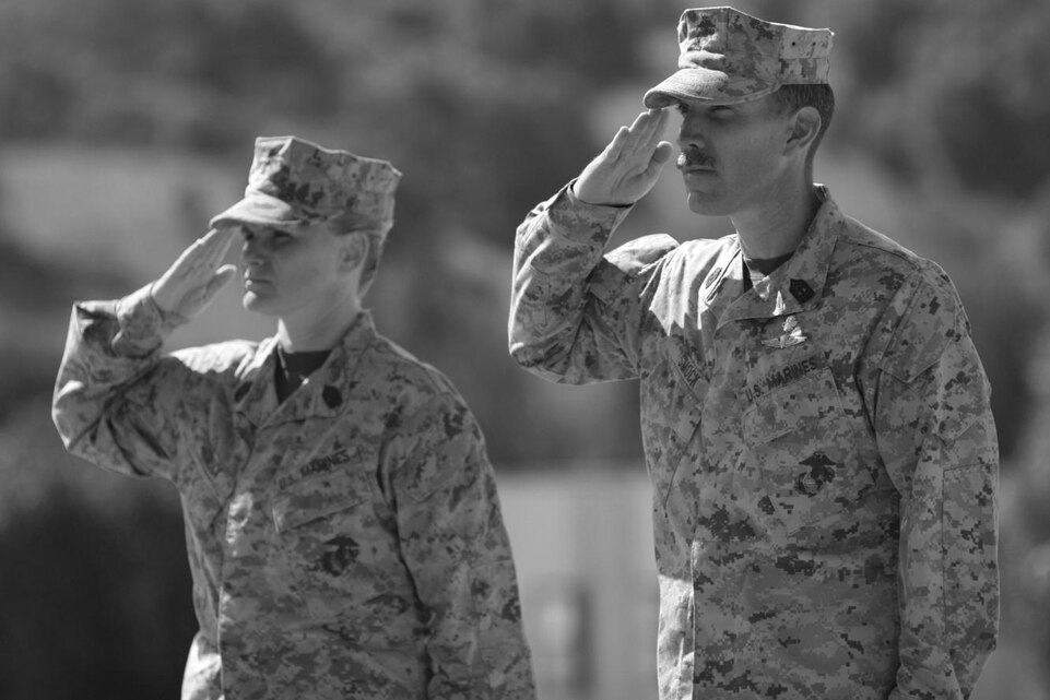 Senior enlisted couple retire together > United States Marine Corps ...