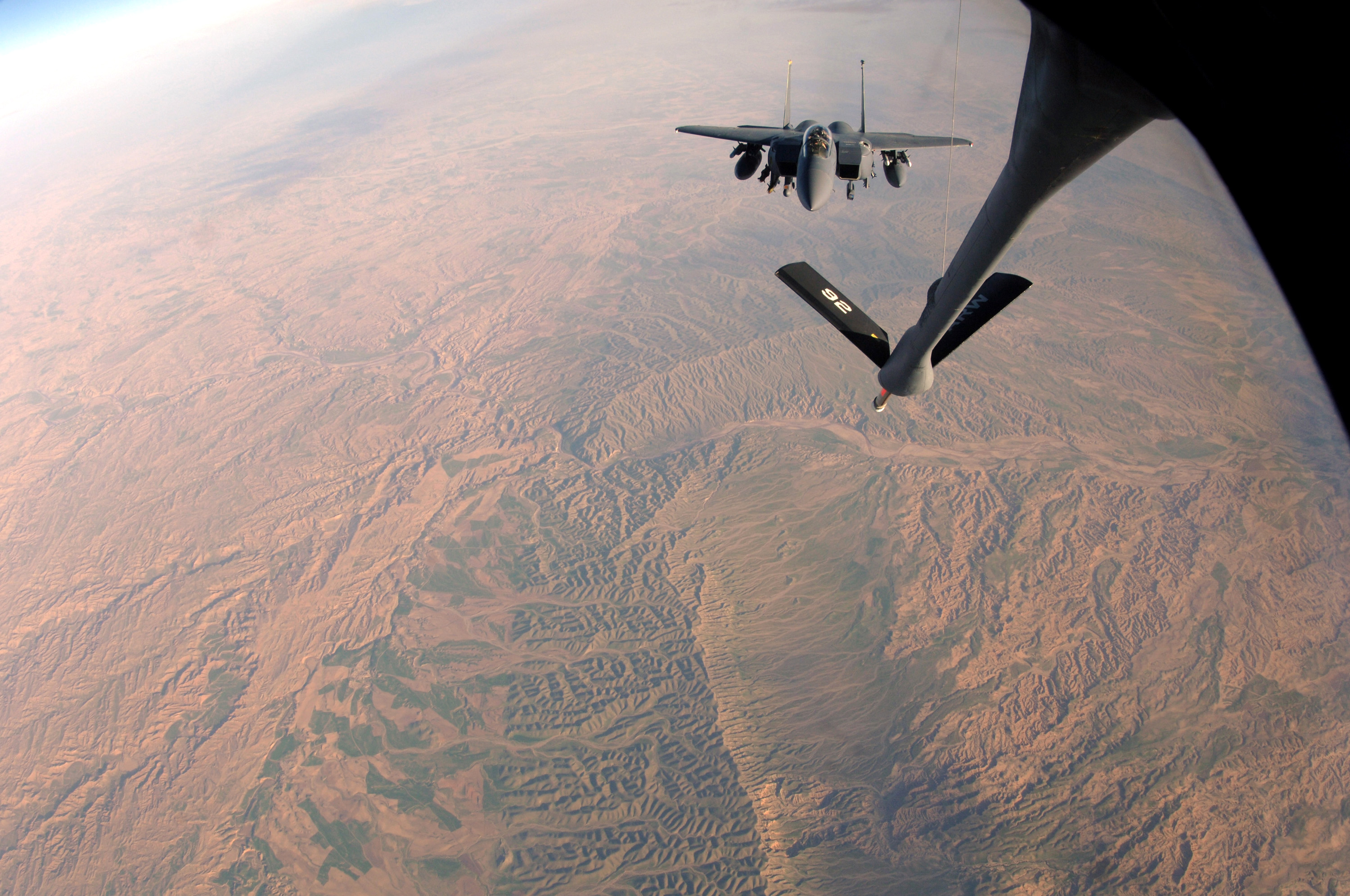 A view to a refuel > Air Force > Article Display