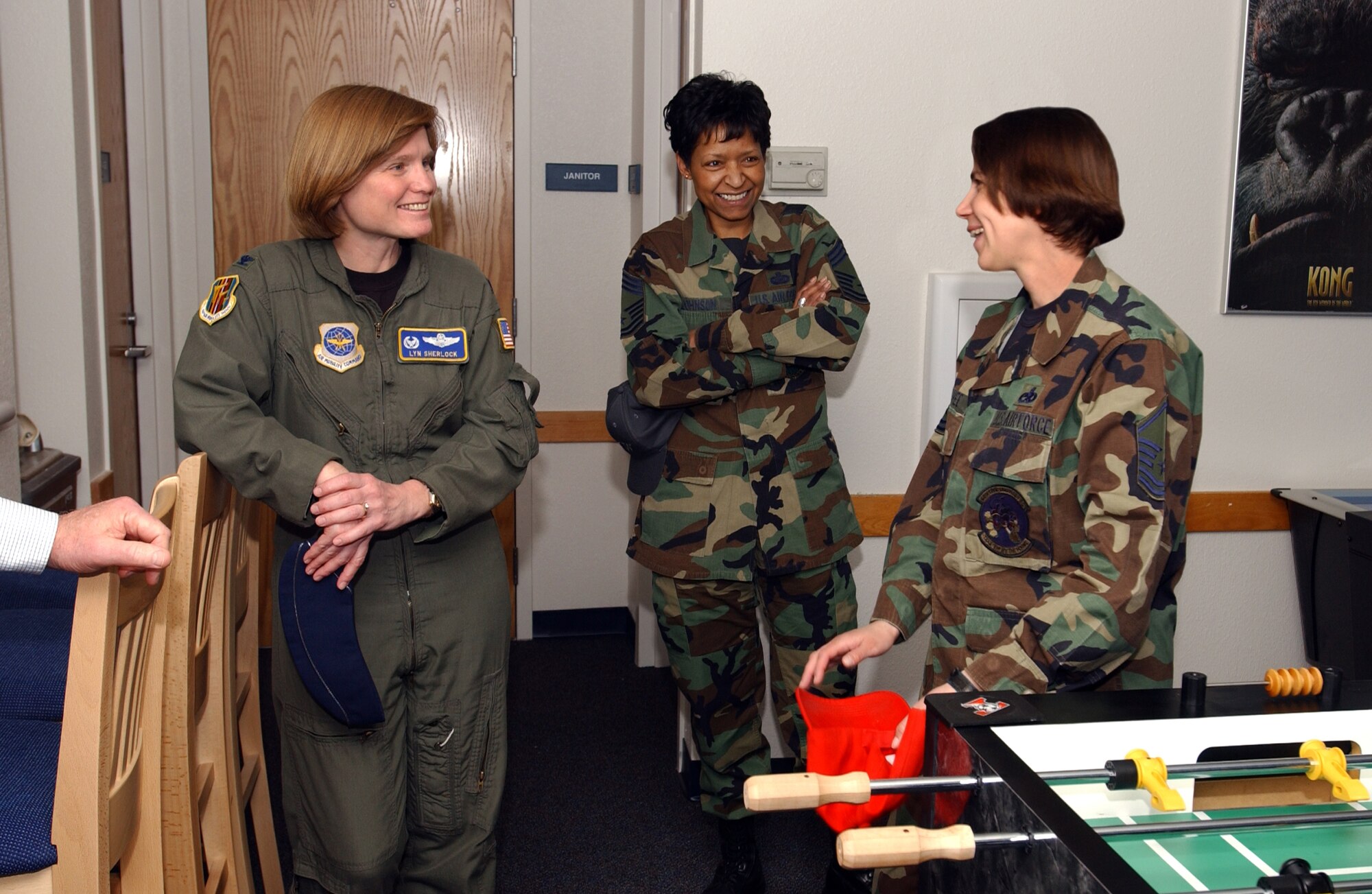 Chief reminds Airmen fitness counts > Travis Air Force Base > Display