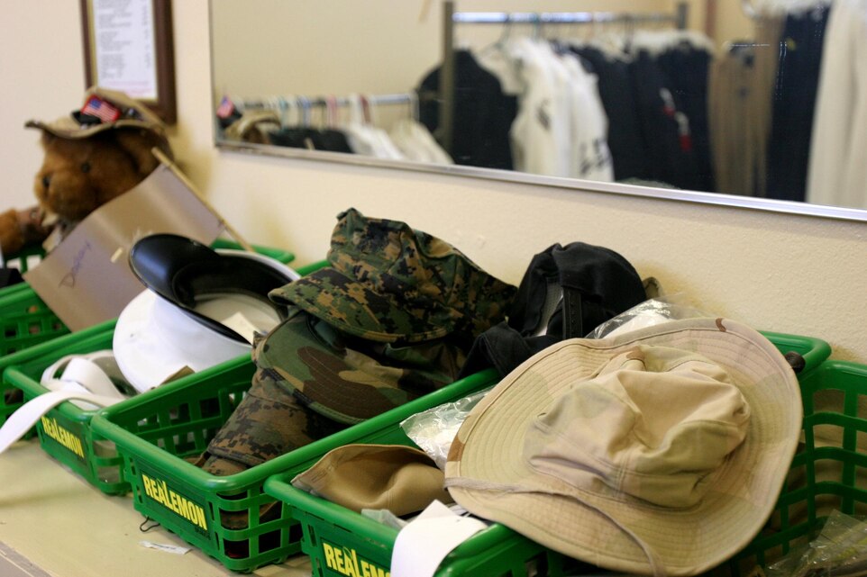 Thrift shop offers exceptional value items to military > Marine Corps ...
