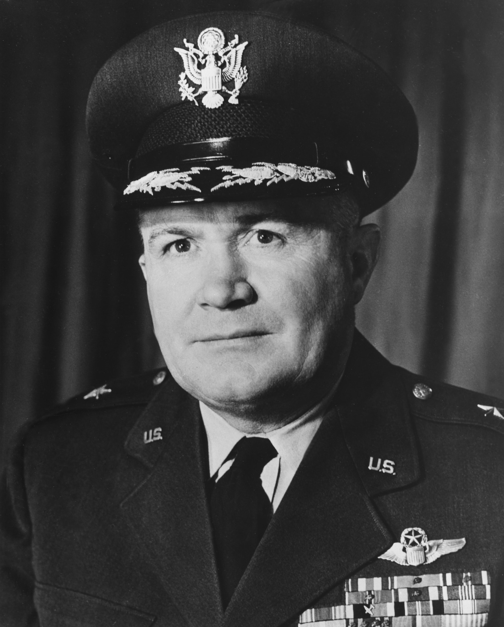 BRIGADIER GENERAL ROBERT D. FORMAN > Air Force > Biography Display