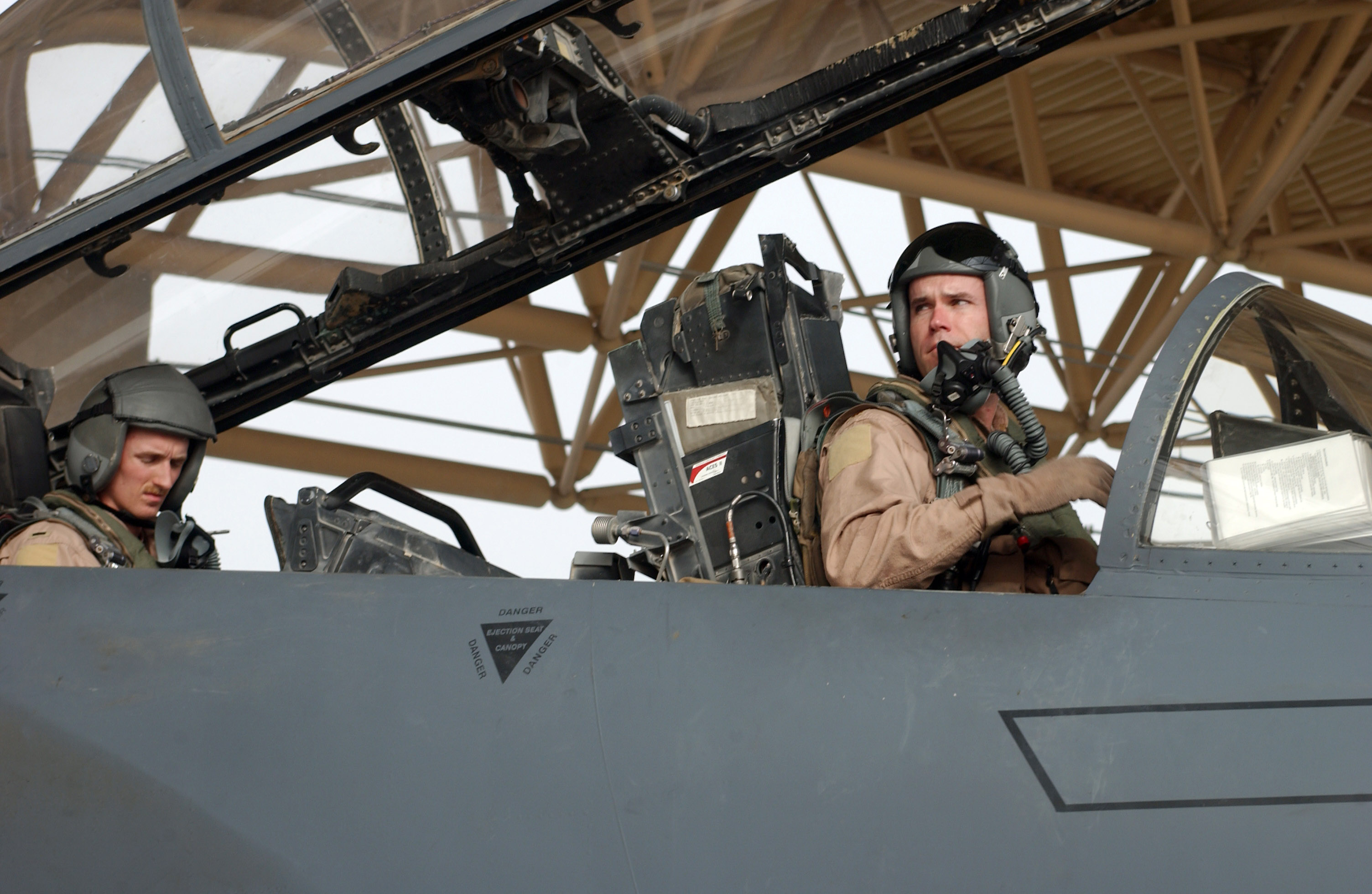 Combat mission > Air Force > Article Display