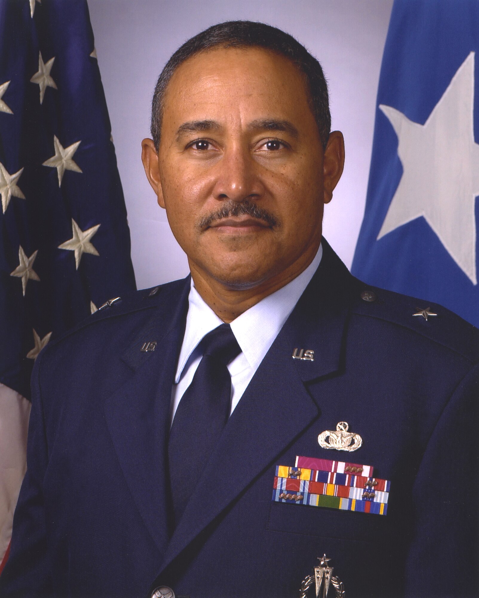 BRIGADIER GENERAL L. ERIC PATTERSON > Air Force > Biography Display