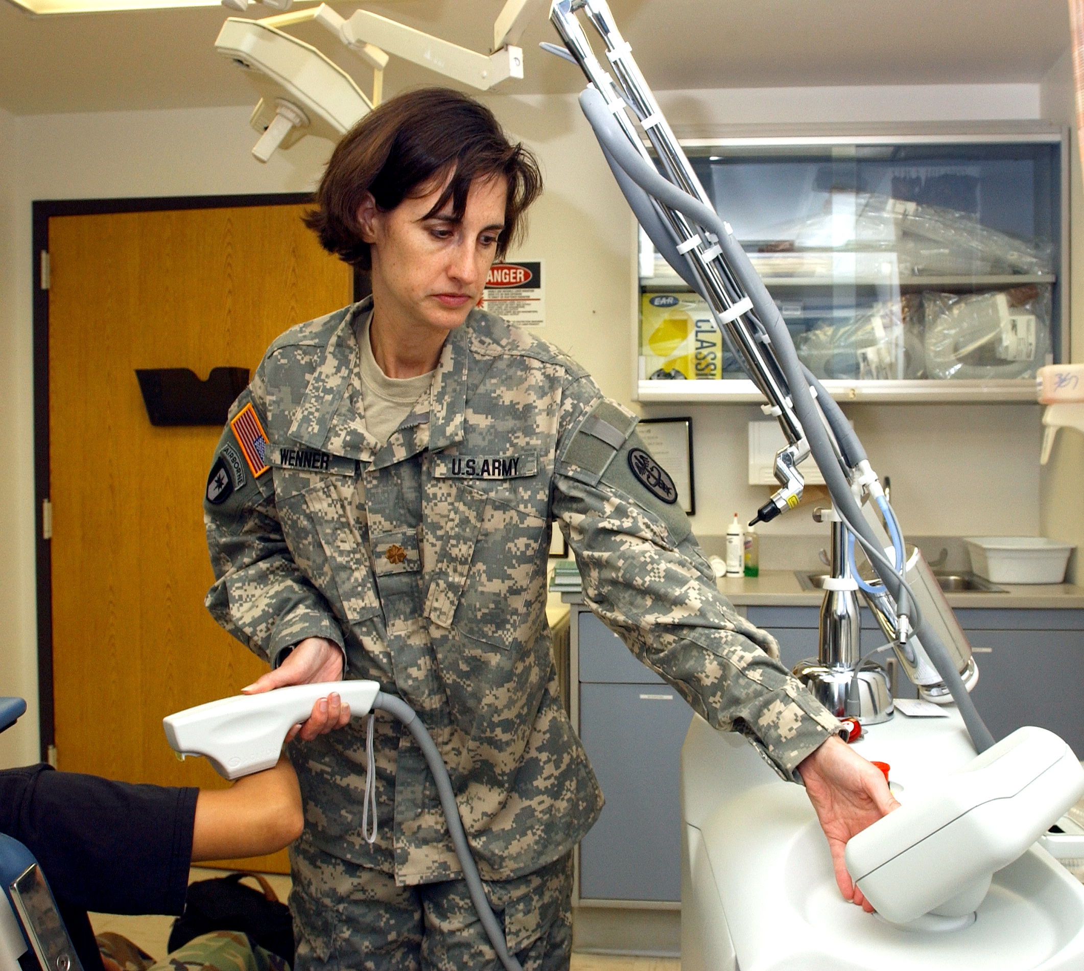 Joint dermatology program receives maximum accreditation > Air Force ...