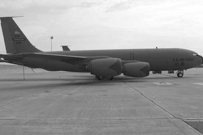 916th teams up with active duty in tanker partnership > 916th Air ...