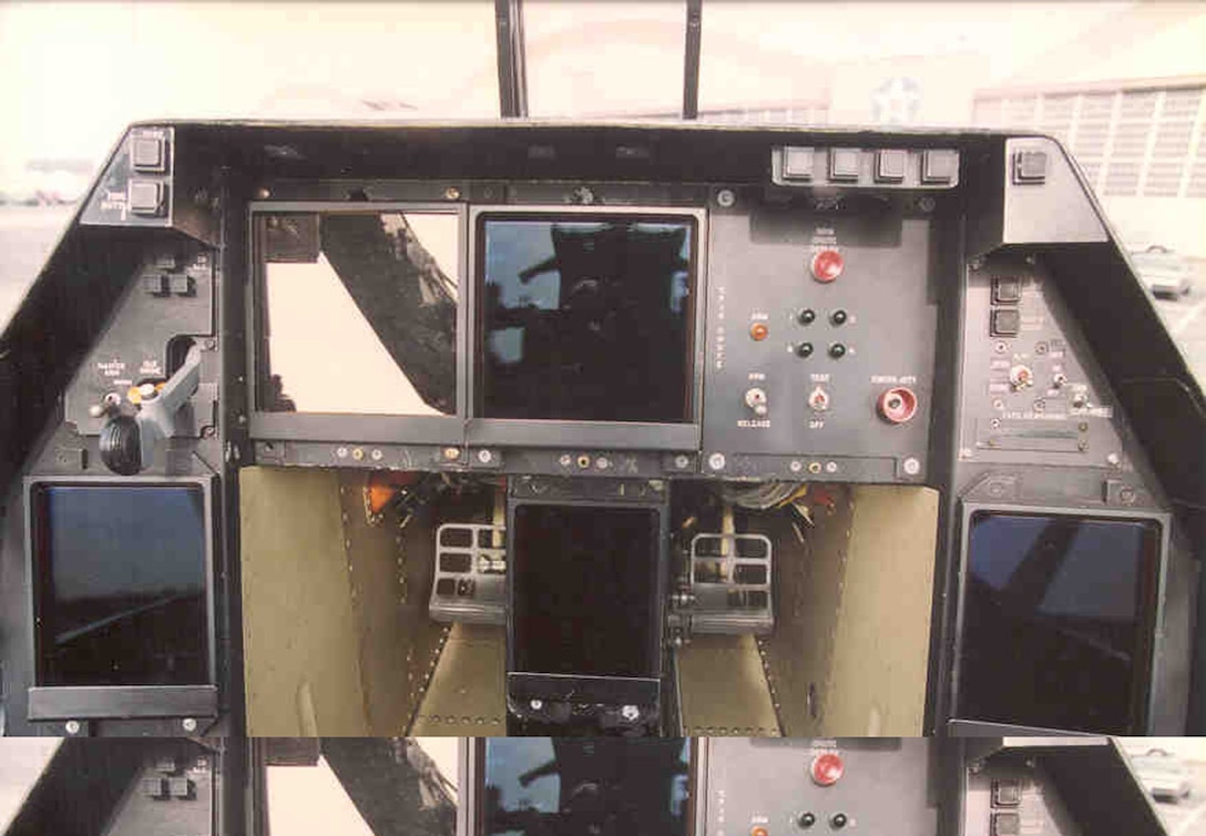 Lockheed-Boeing-General Dynamics YF-22 Cockpit