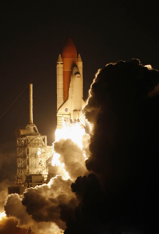 Florida base provides mix of support for shuttle launch > U.S. Air ...