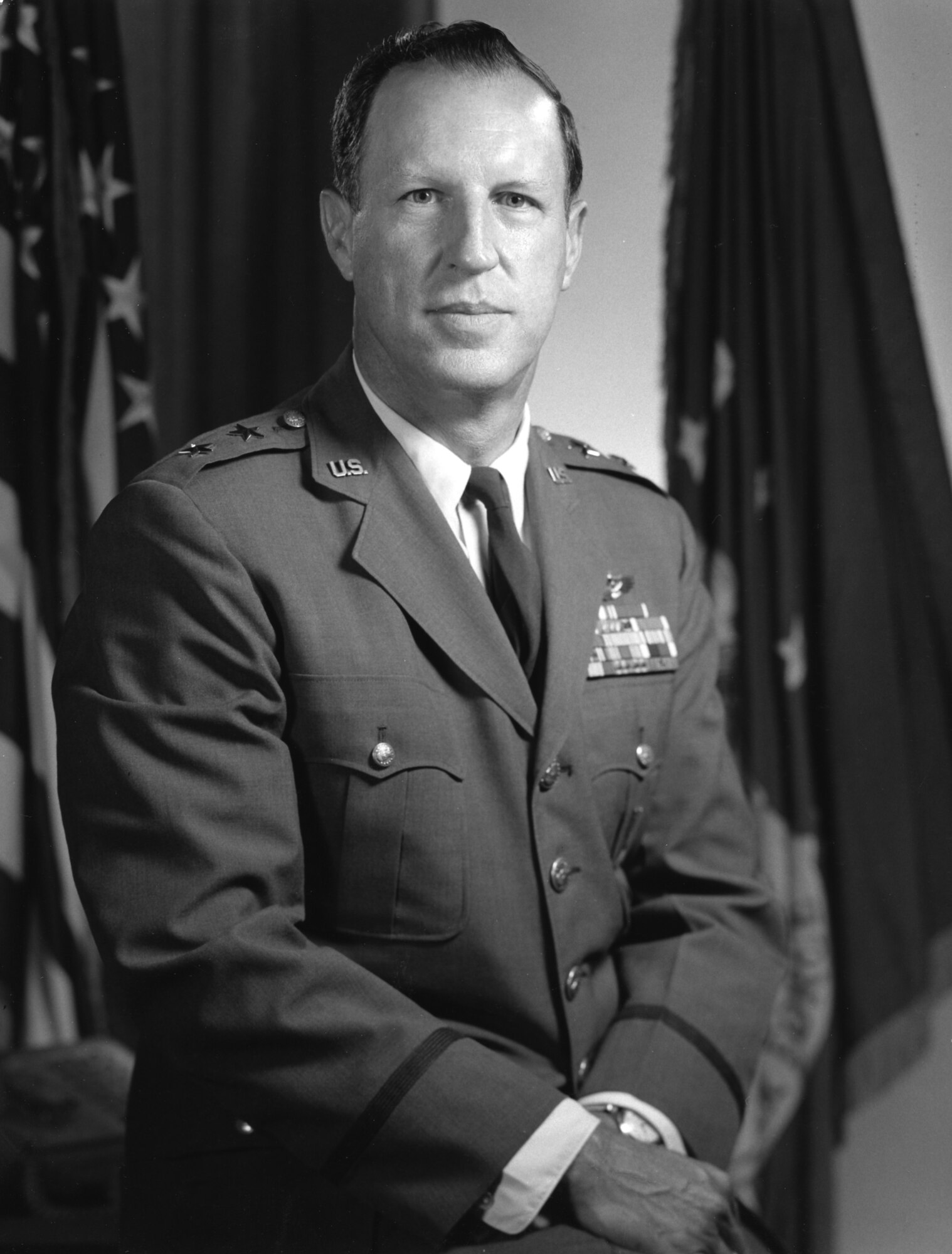 MAJOR GENERAL EDWARD B. GILLER > Air Force > Biography Display