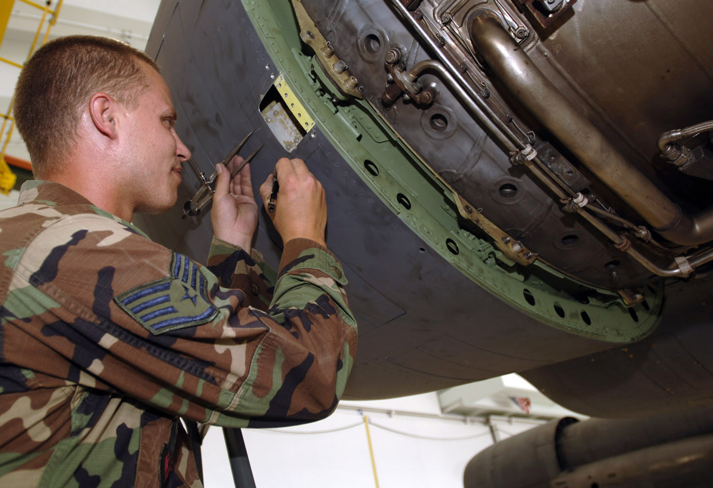 Phase maintenance key to mission success > Air Force > Article Display