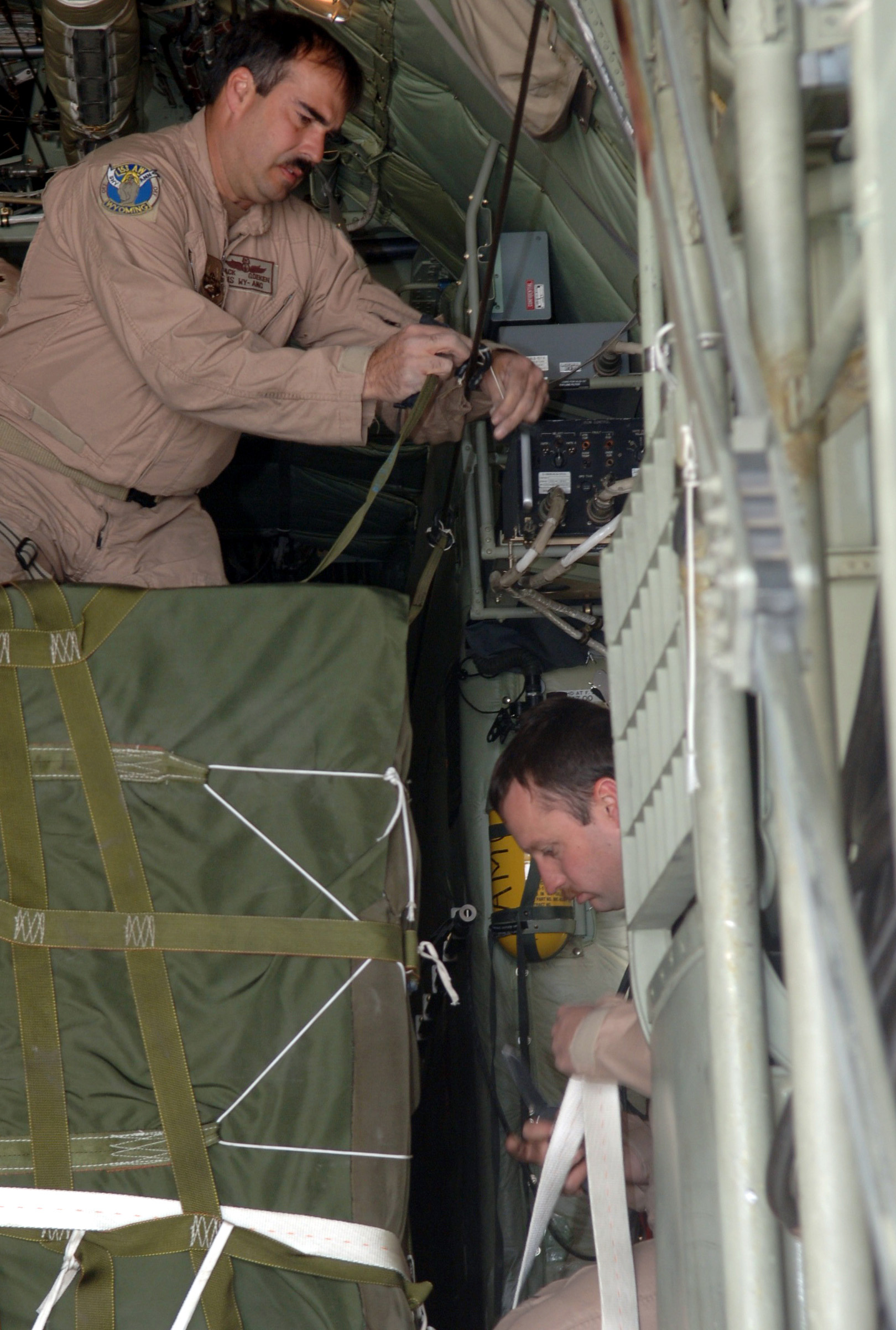 Airmen coordinate relief airdrops for Afghan people > Air Force ...