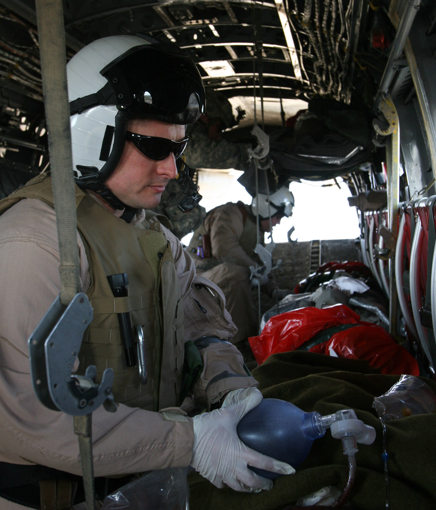 CASEVAC corpsmen risk their lives to save another > 3rd Marine Aircraft ...