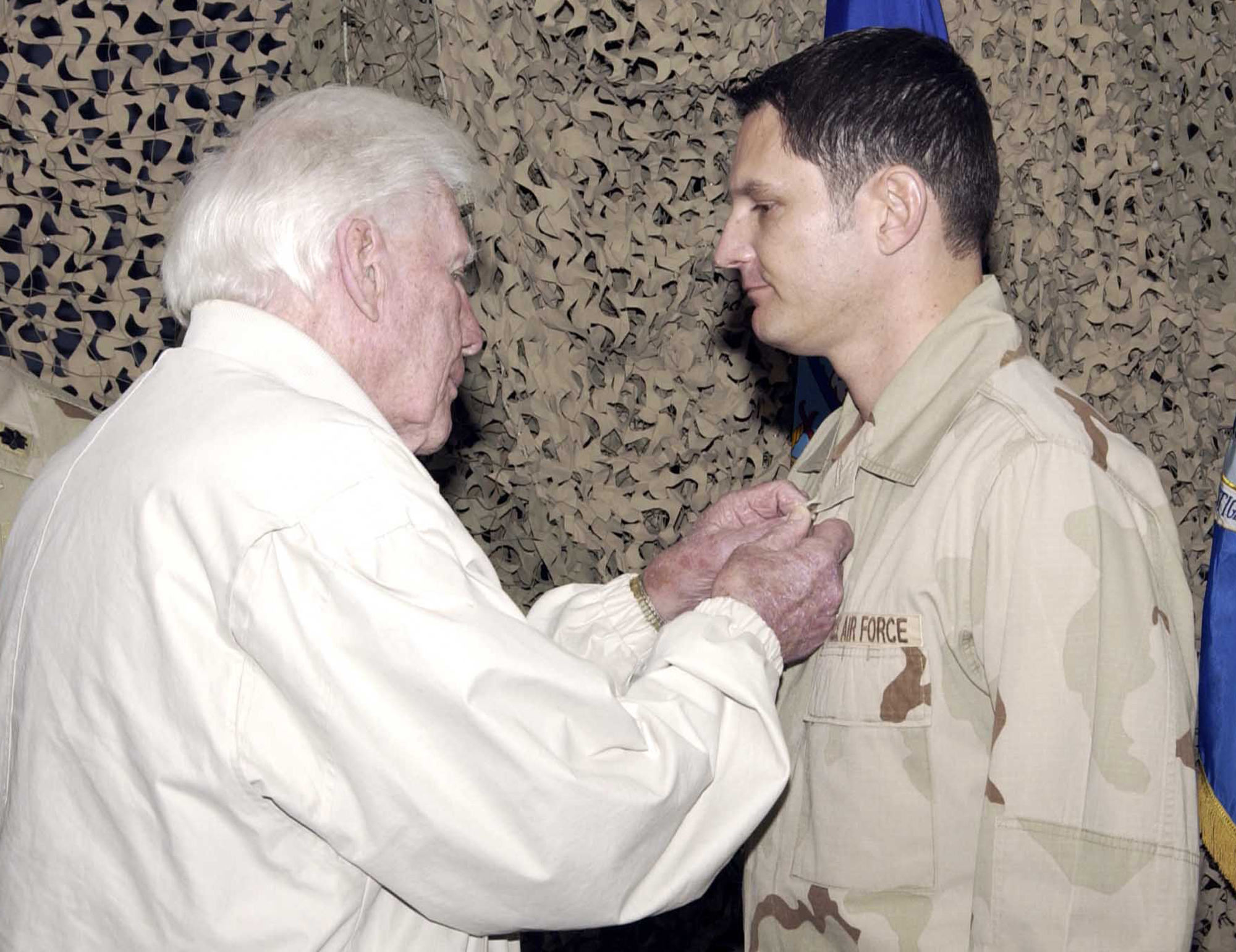 Travis OSI agent awarded Bronze Star > Air Mobility Command > Article ...