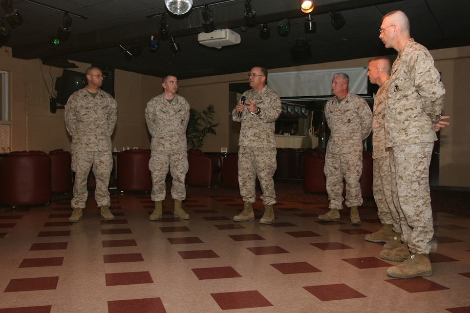 Artillery to MP’s, 1/14 trains aboard Combat Center > Headquarters ...